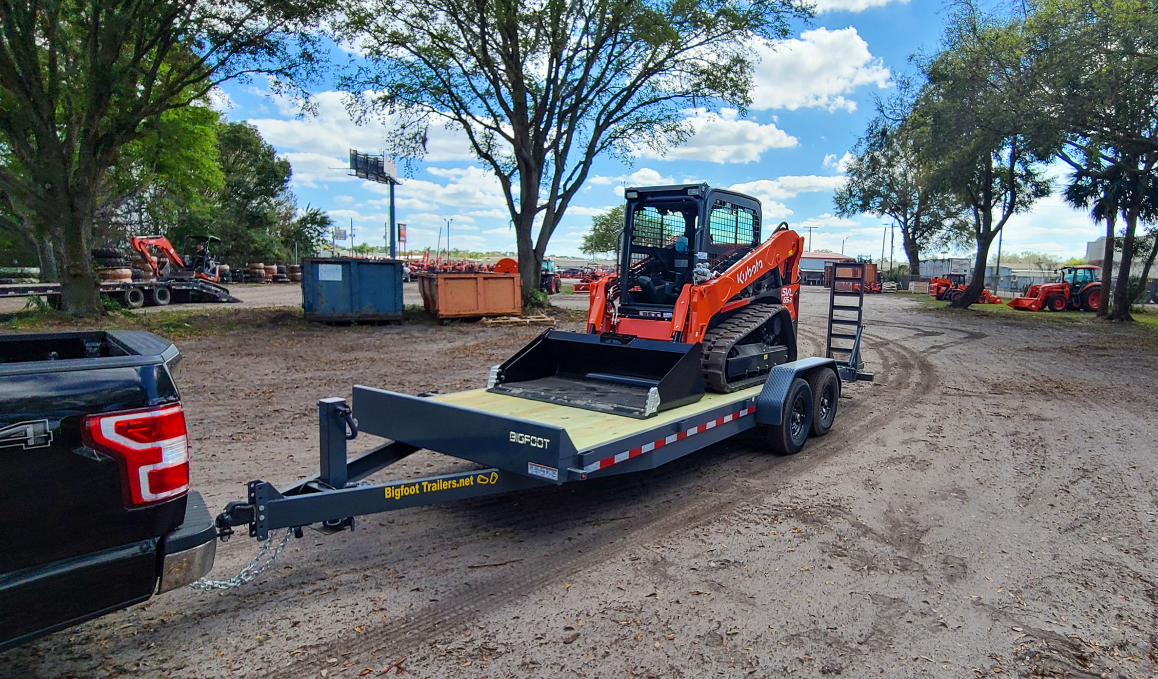 Top Rated 14K Equipment Trailers | Hauling Large & Heavy Items