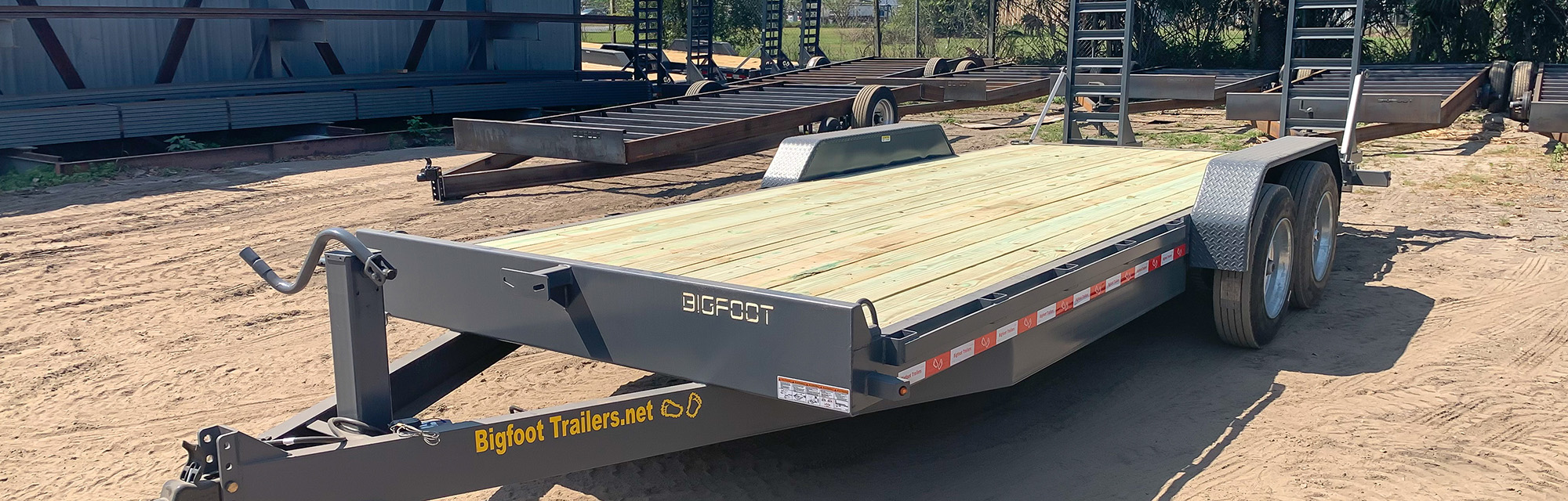 Top Rated 14K Equipment Trailers | Hauling Large & Heavy Items