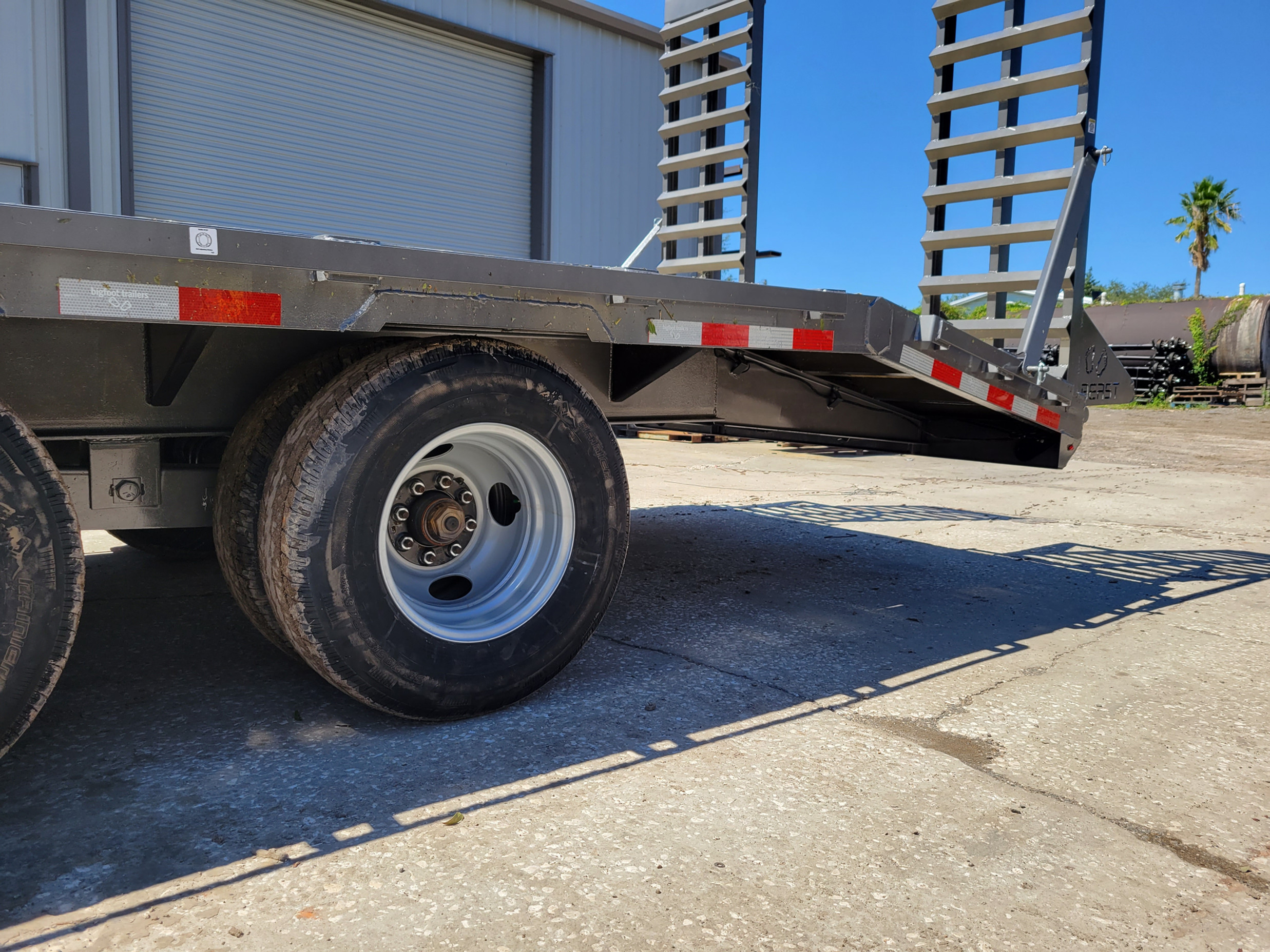 SUPER BEAST 25.9K Deckover | Newly Built Bumper Pull Trailers