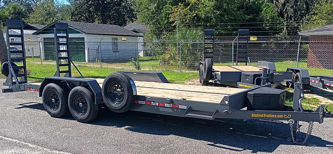 Top Rated 14K Equipment Trailers | Hauling Large & Heavy Items